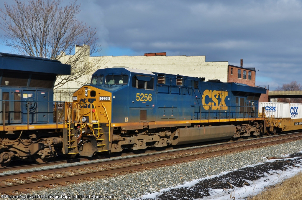 CSX 5256
